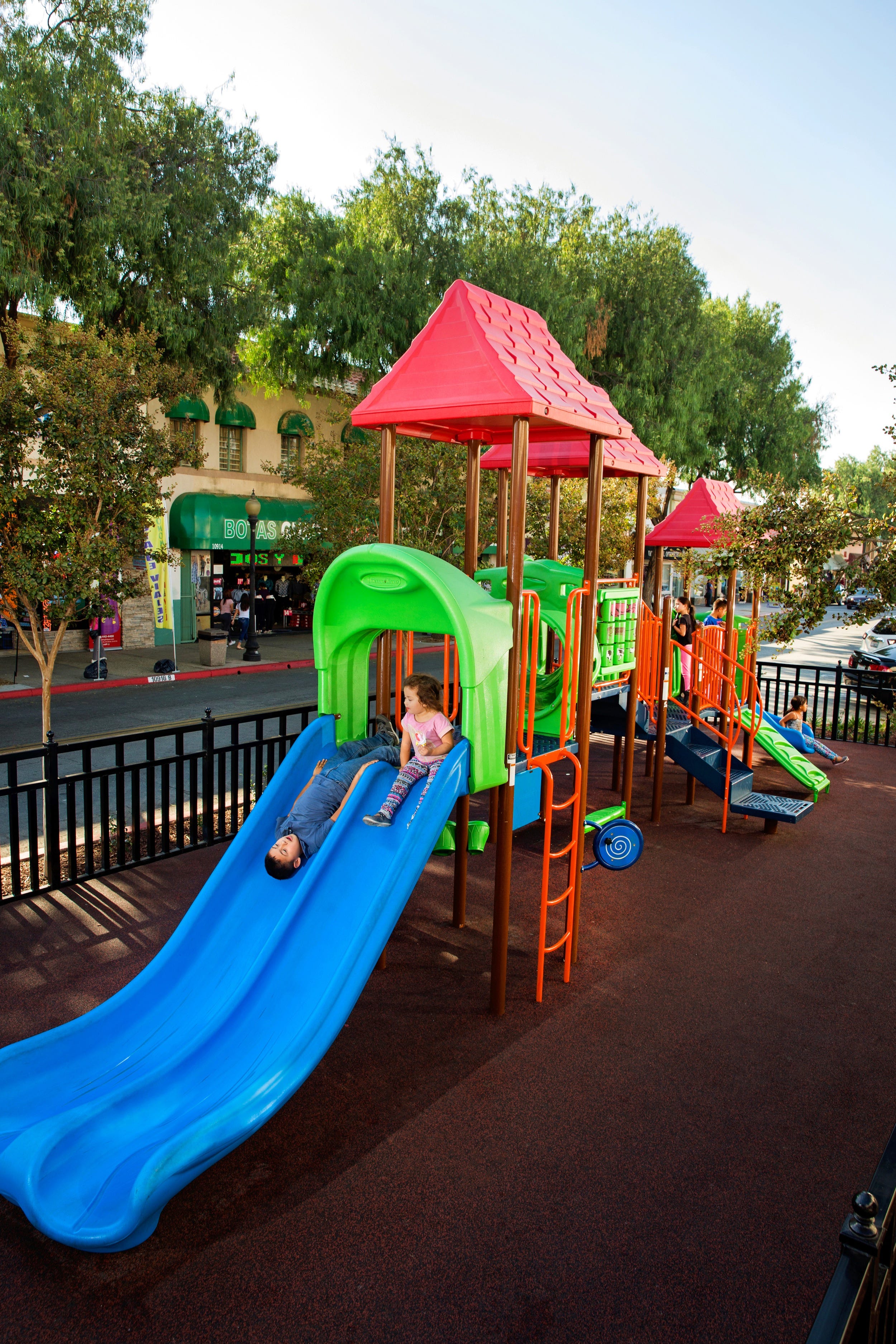 El Monte Valley Mall